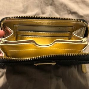 Michael Kors | Bags | Michael Kors Wristlet | Poshmark